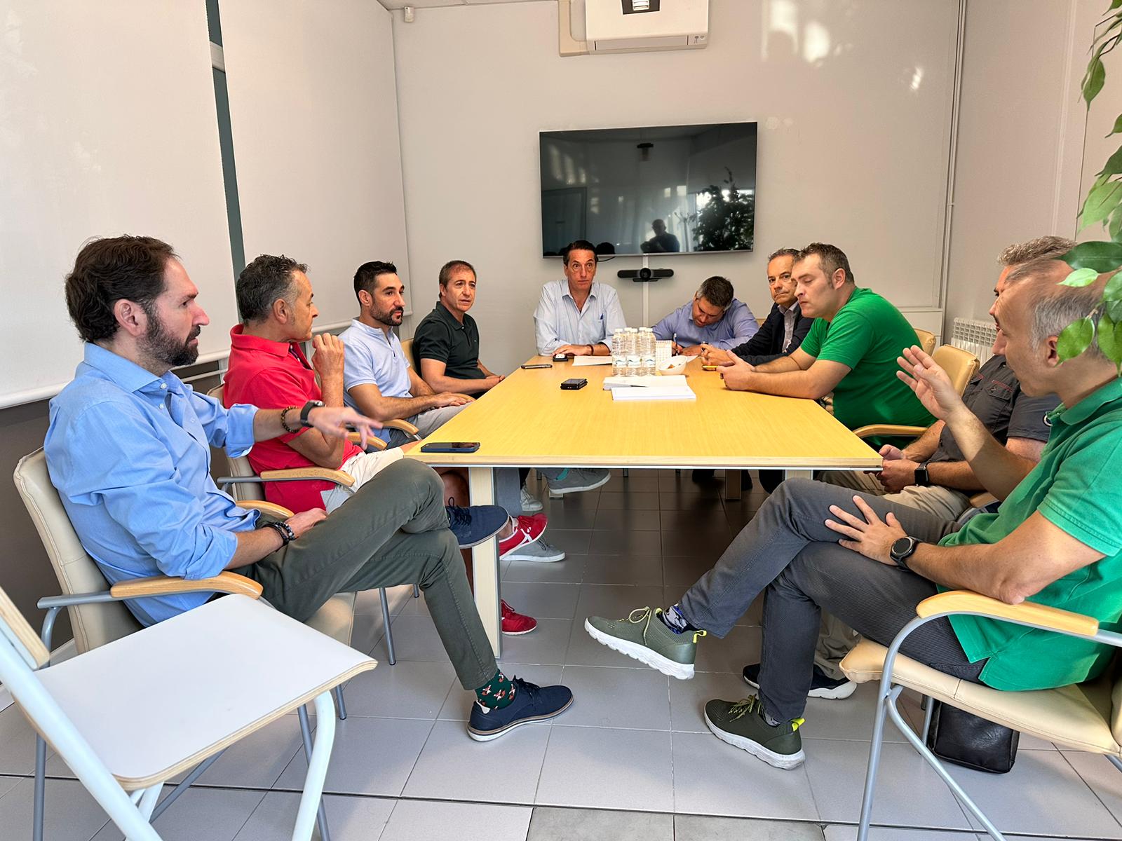 La FER constituye la Asociación de Empresas del Polígono La Variante de ...